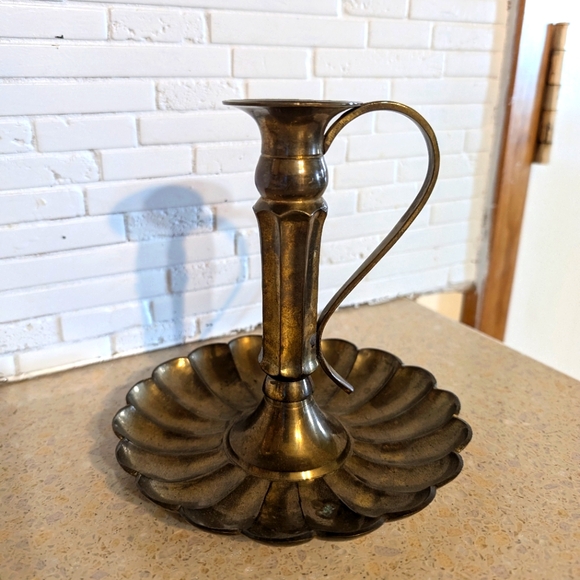 Vintage | Accents | Vintage Brass Candlestick Holder W Scalloped Edges ...